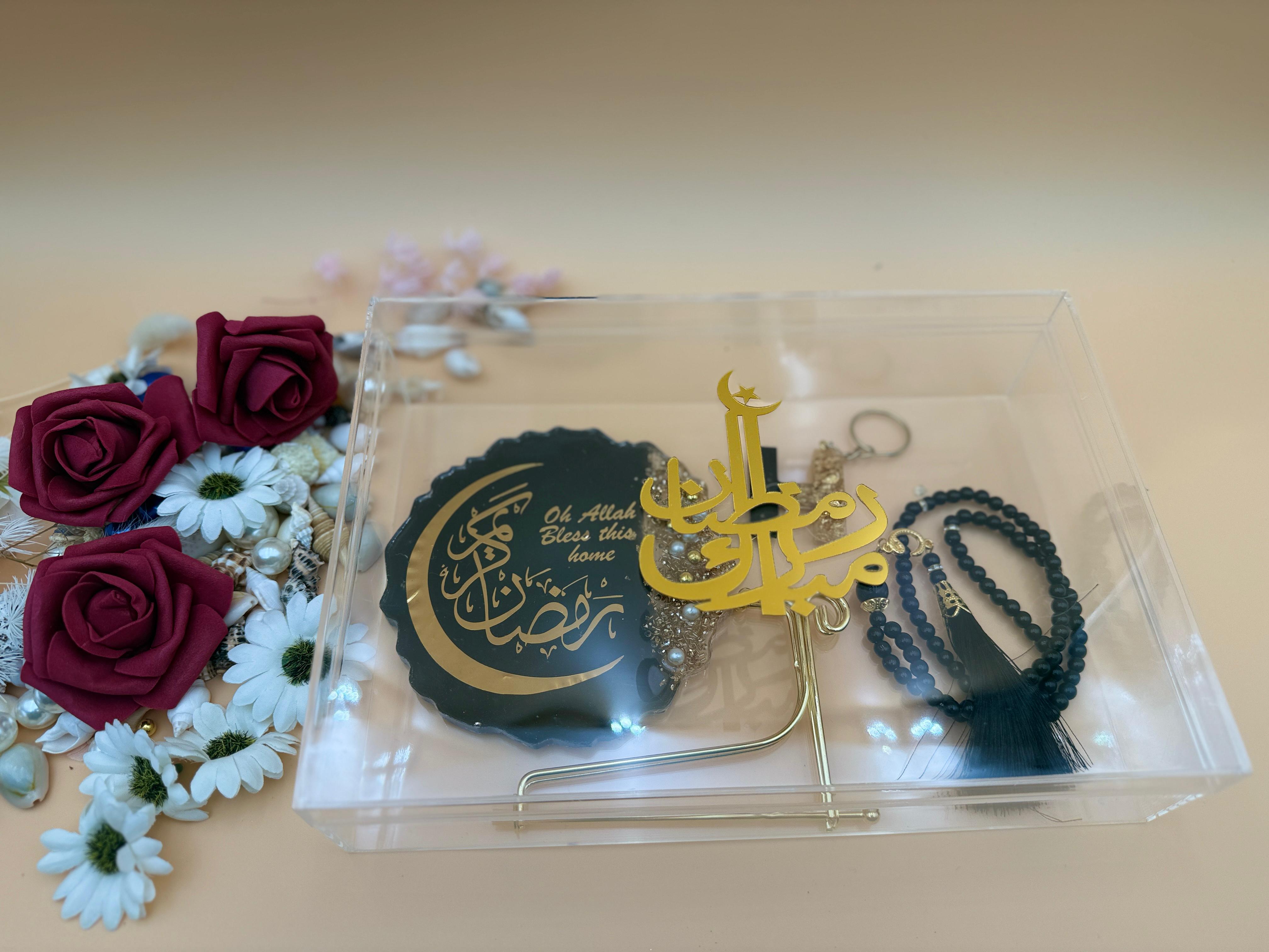 Ramadan Classic Gift Box with Plaque, Bookmark & Keychains – RidArt Gifting